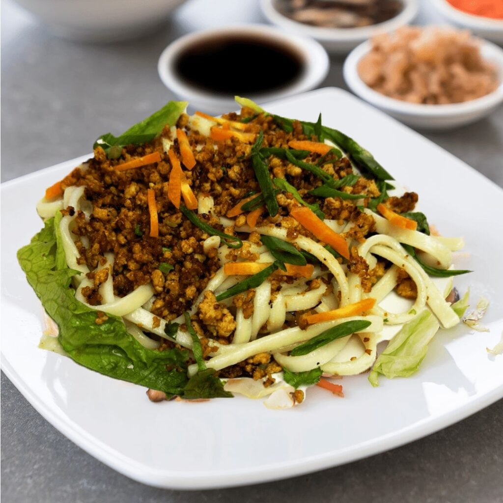 Chicken Keema Noodles | Hunger End